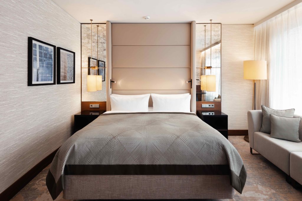 Experience the future at the InterContinental Berlin: Modernisation ...